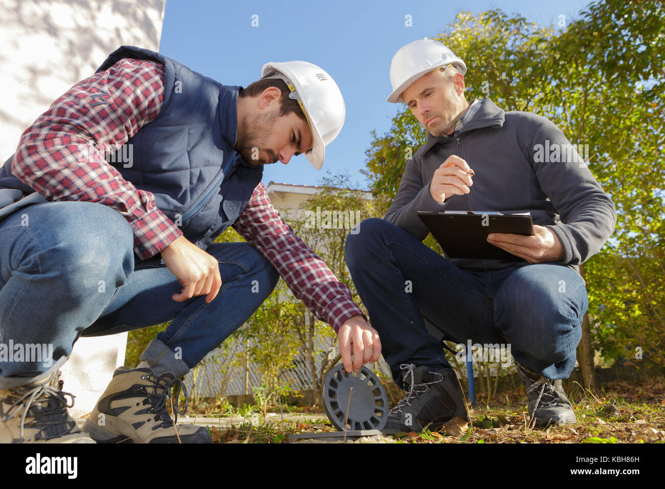 getting the right ground measurements Stock Photo - Alamy