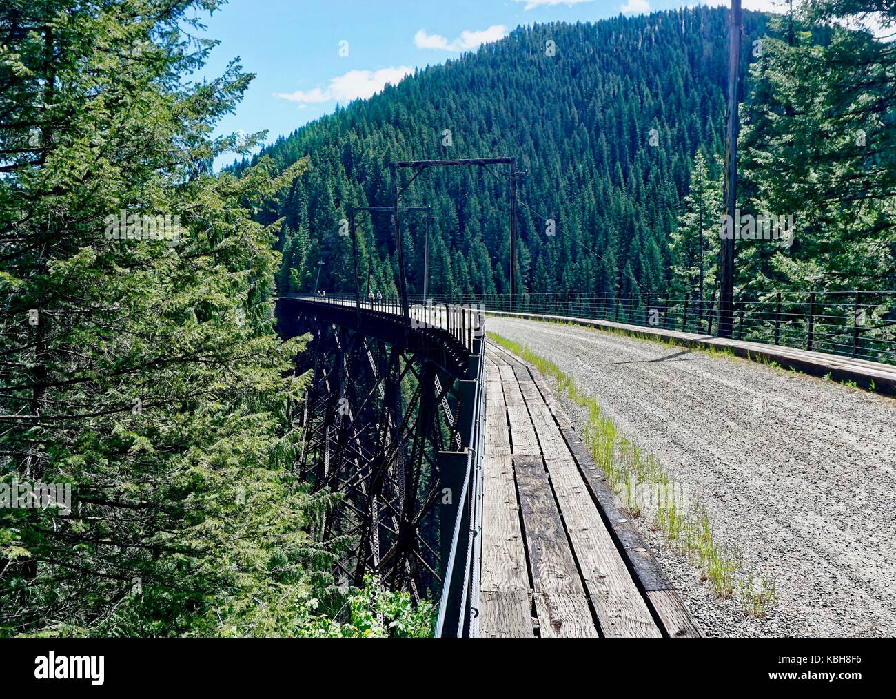 Trail of transportation hi-res stock photography and images - Alamy