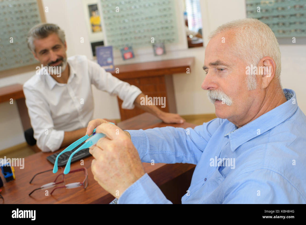 Fixing ophthalmology hi-res stock photography and images - Alamy
