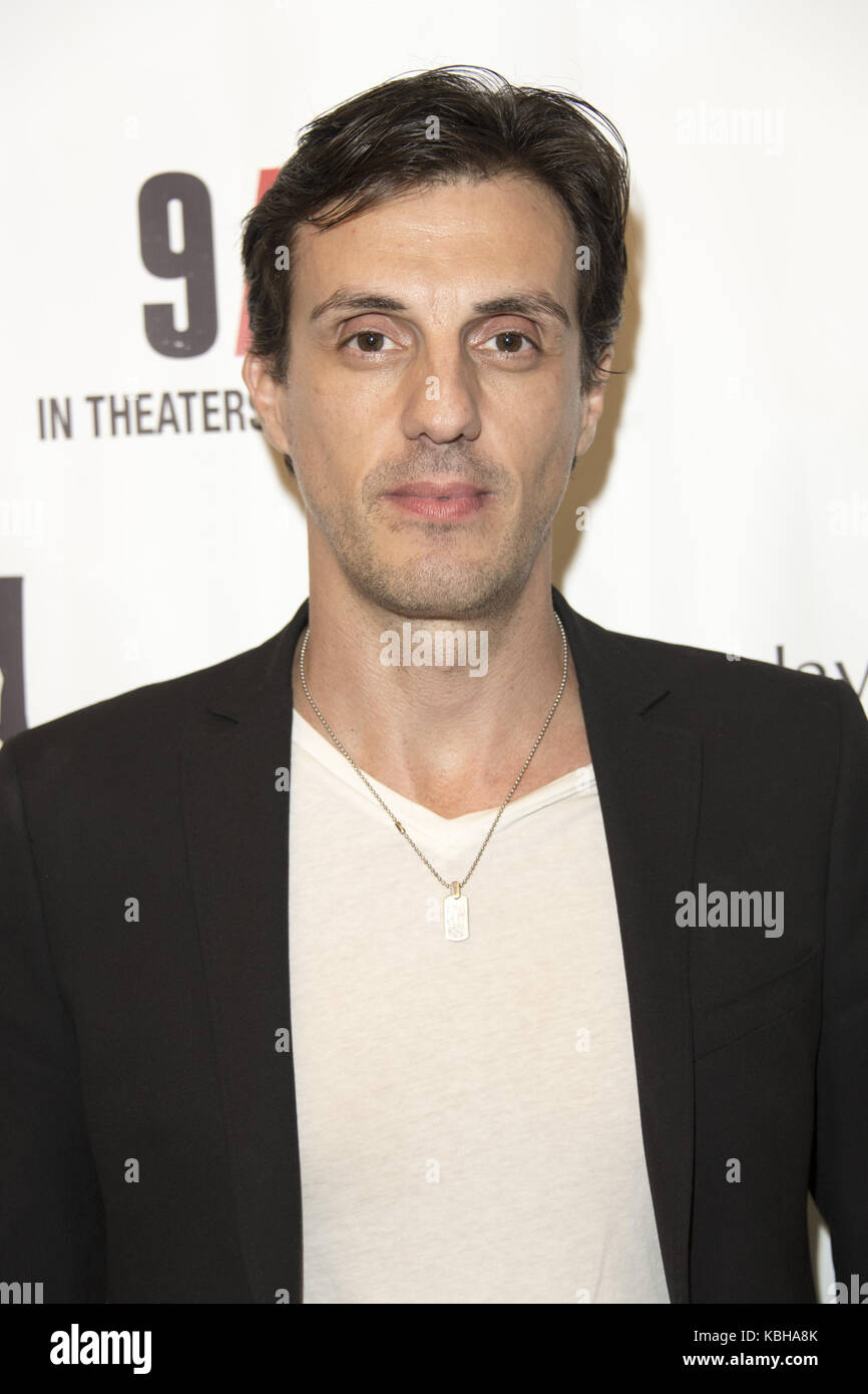 Ian fisher hi-res stock photography and images - Alamy