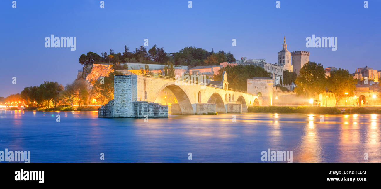 Avignon pont hi-res stock photography and images - Alamy
