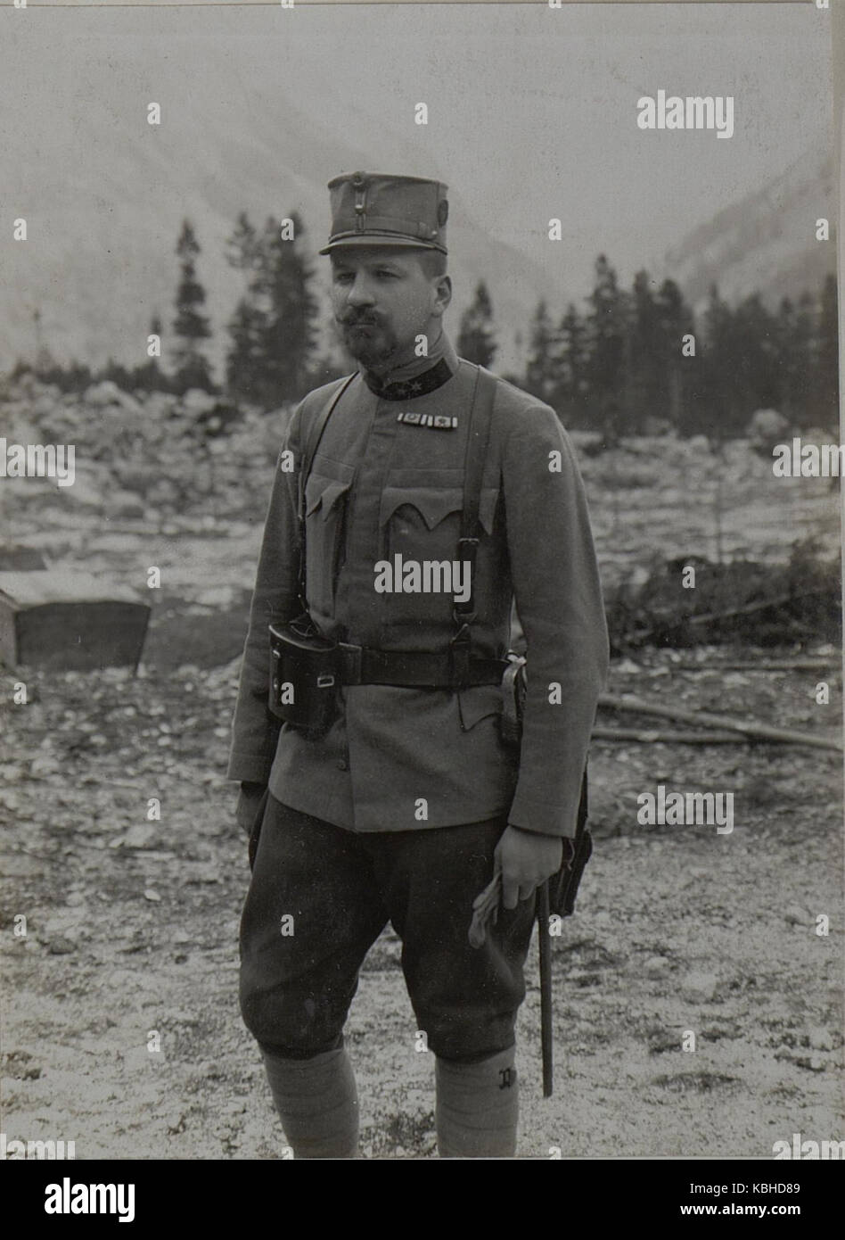 Army officer uniform hi-res stock photography and images - Alamy