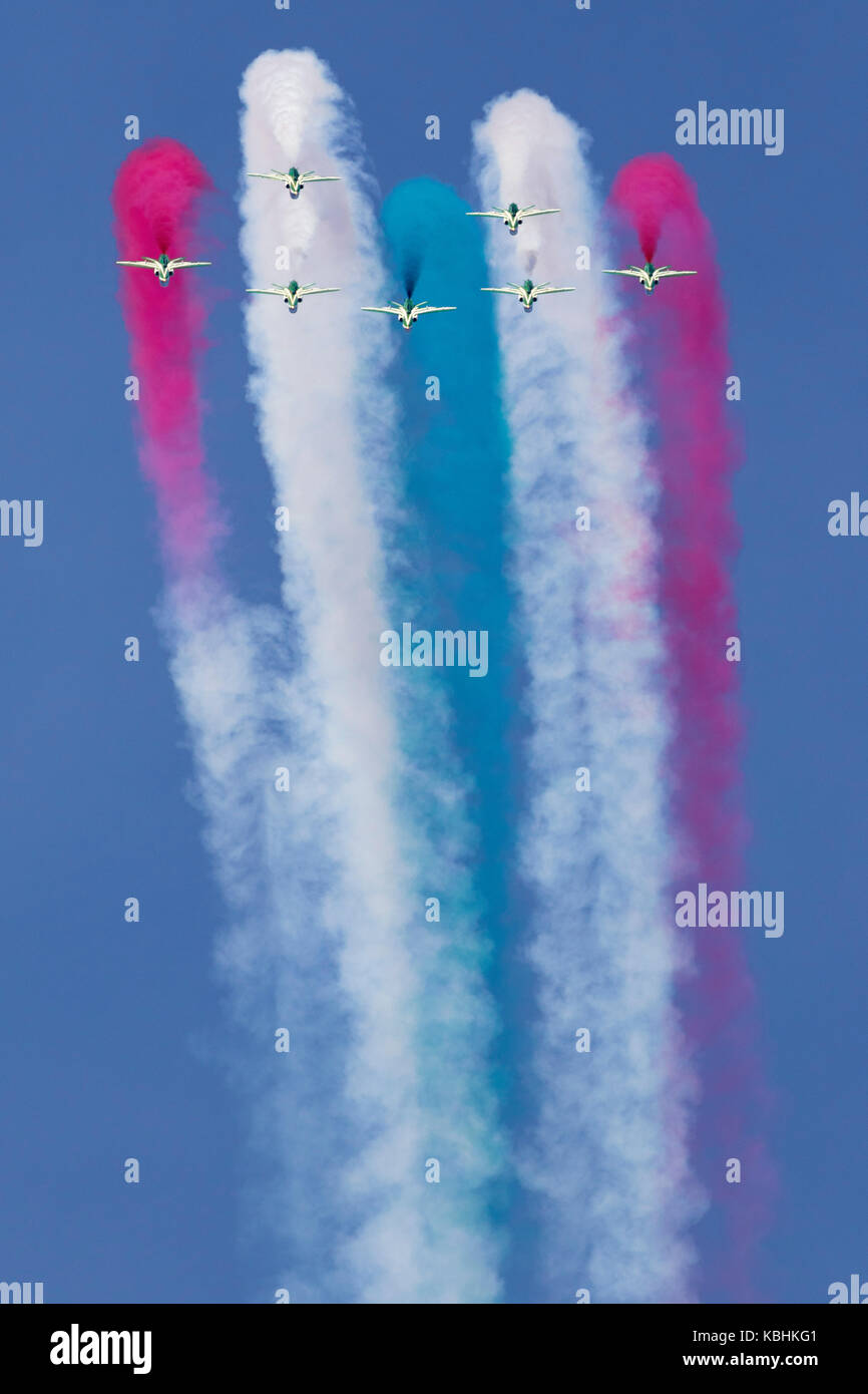 Saudi Air Force British Aerospace Hawk 65A, the Saudi Hawks, display ...