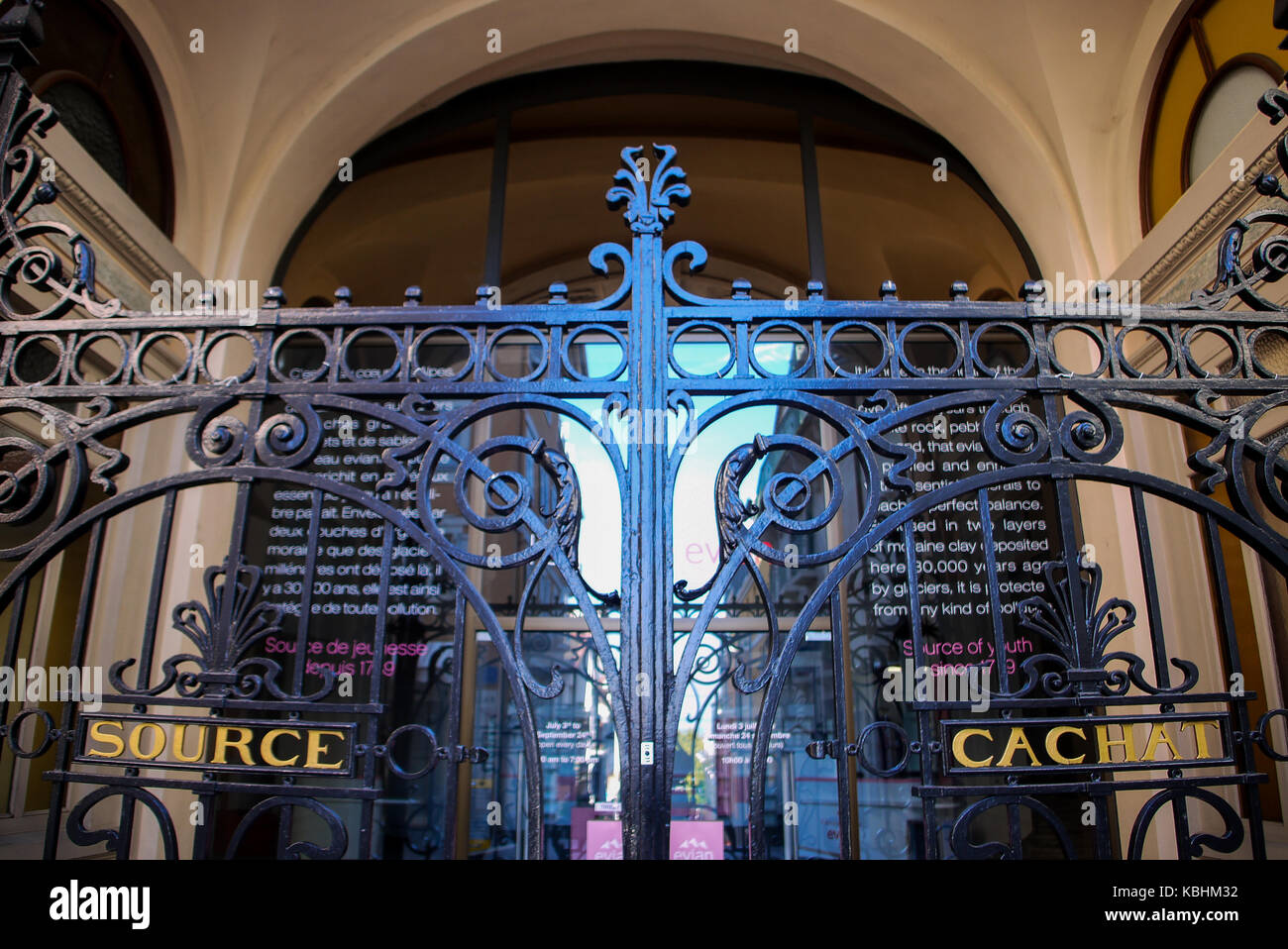 Evian les bains cachat hi-res stock photography and images - Alamy