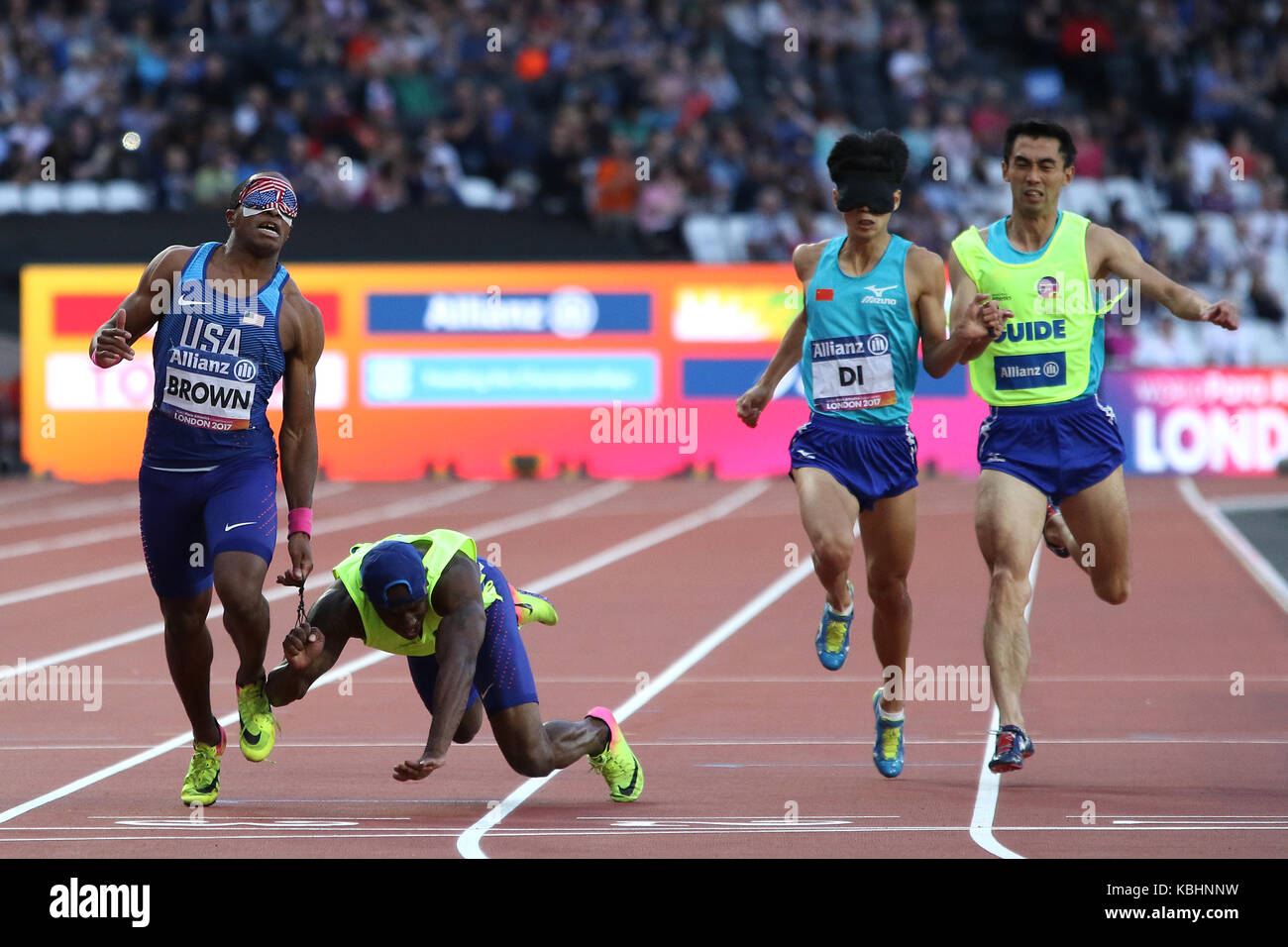 David BROWN of the USA in the Men's 200 m T11 Final at the World Para ...