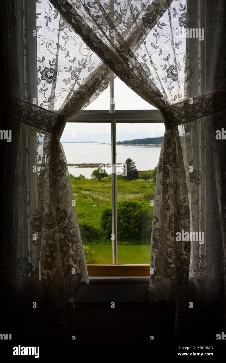 Louver window frame hi-res stock photography and images - Alamy