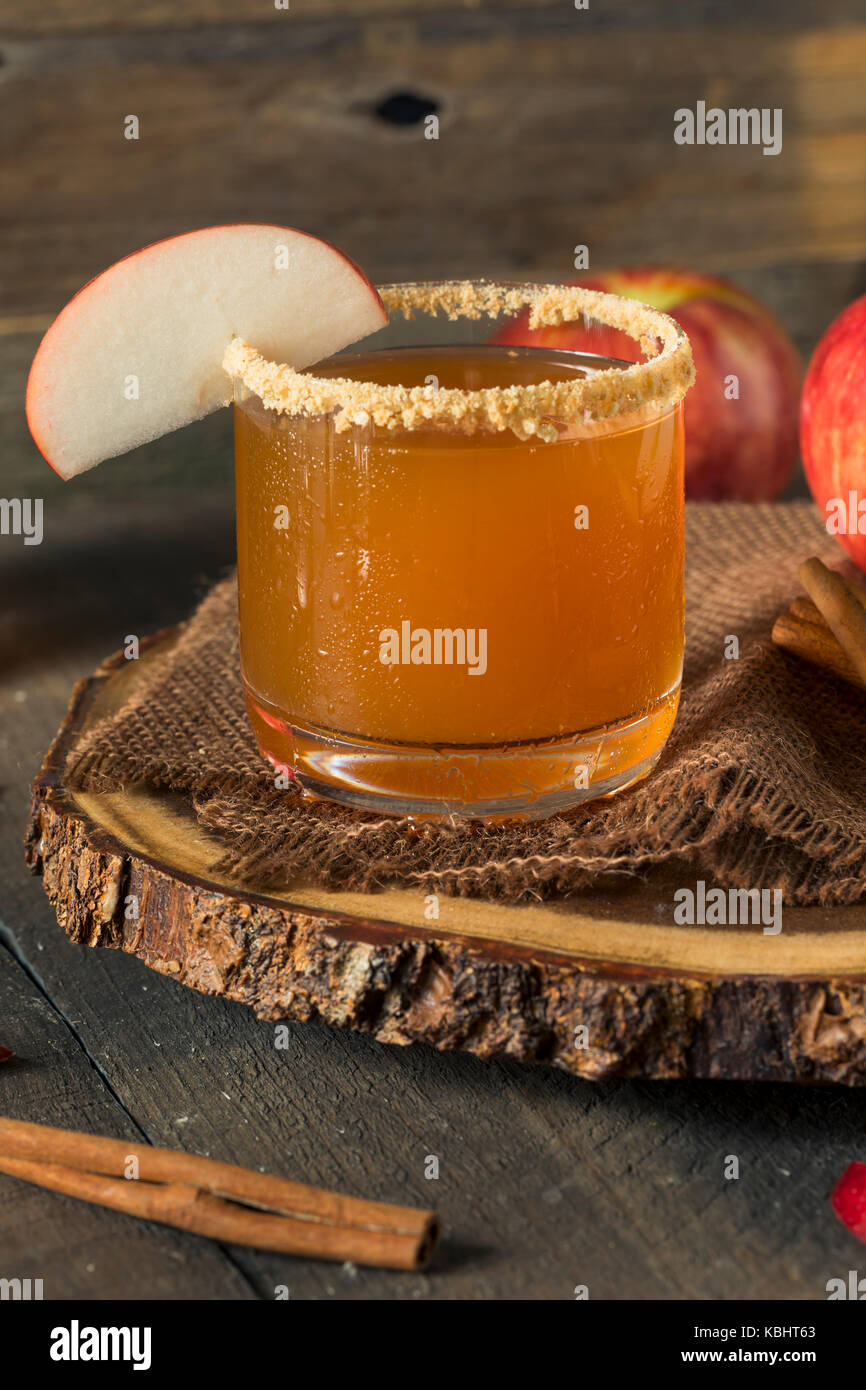 Homemade Rustic Apple Cider Pie Cocktail with Cinnamon Stock Photo - Alamy