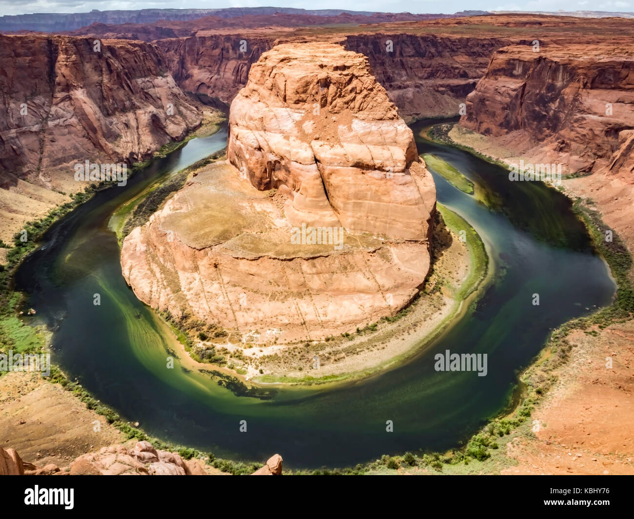 Horseshoe shaped structure hi-res stock photography and images - Alamy