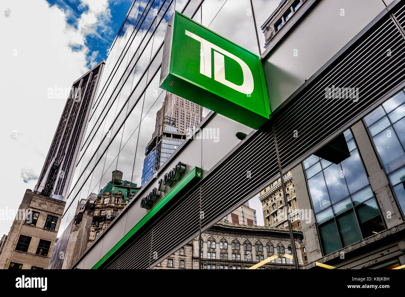 Td bank branch hi-res stock photography and images - Alamy