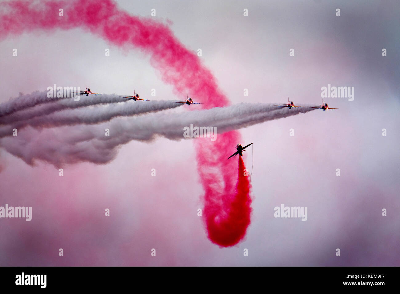 The Red Arrows RAF aerobatic display team Stock Photo - Alamy
