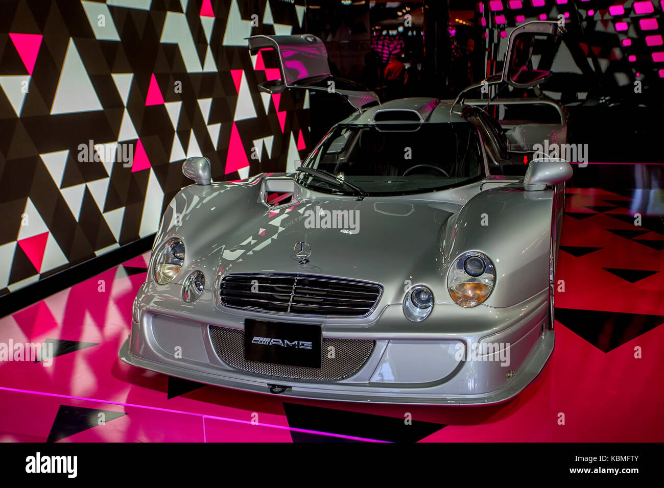 Mercedes benz s class coupe hi-res stock photography and images - Alamy