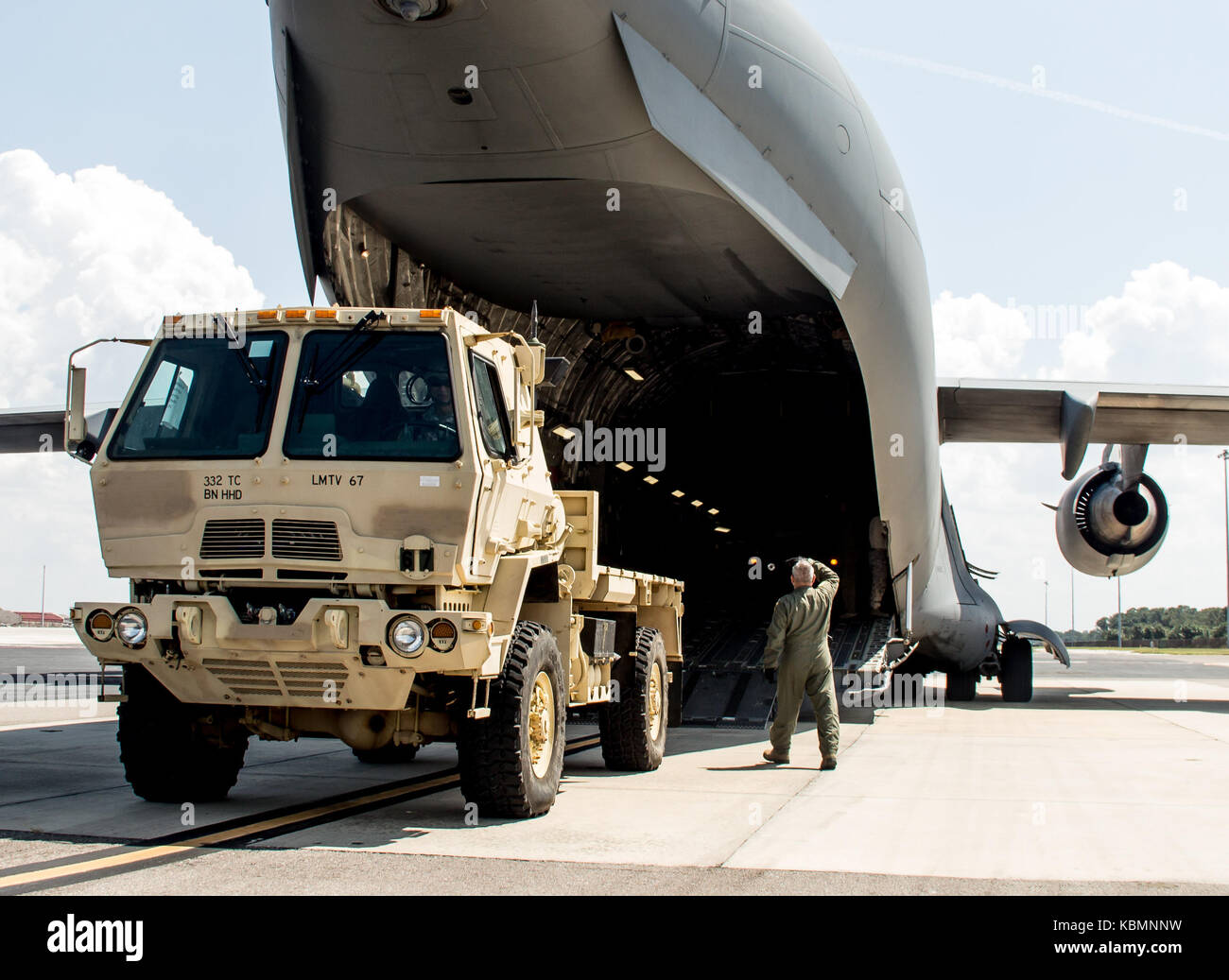 U.S. Army Light Medium Tactical Vehicle Stock Photo - Alamy