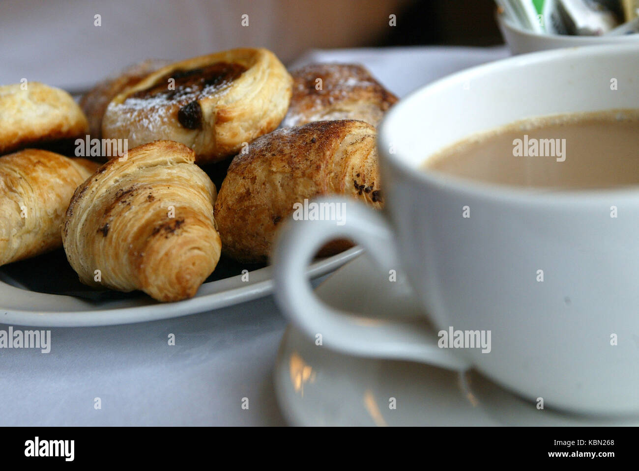 Coffee pastry breakfast hi-res stock photography and images - Alamy
