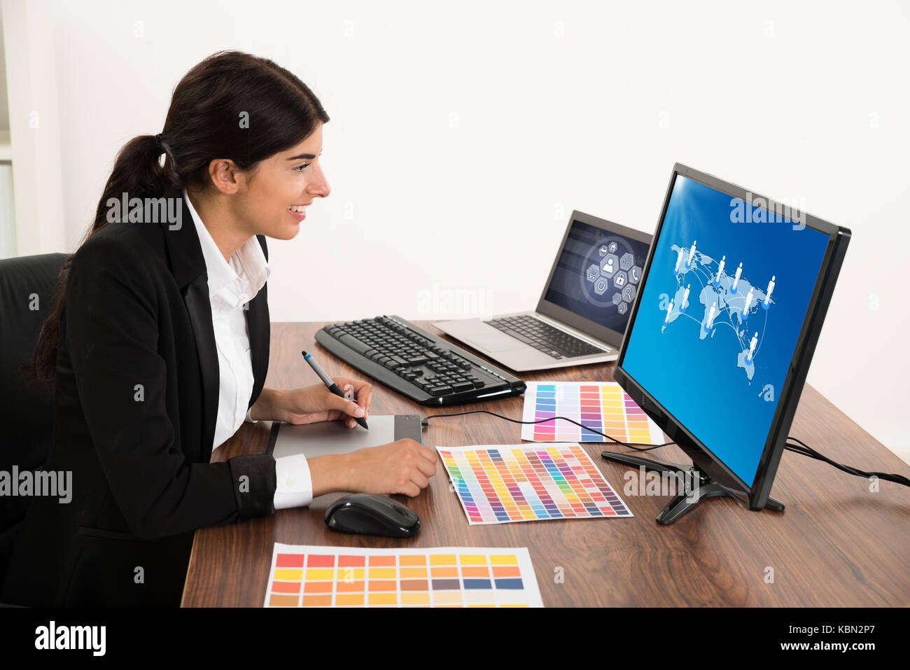 Female designer hi-res stock photography and images - Alamy