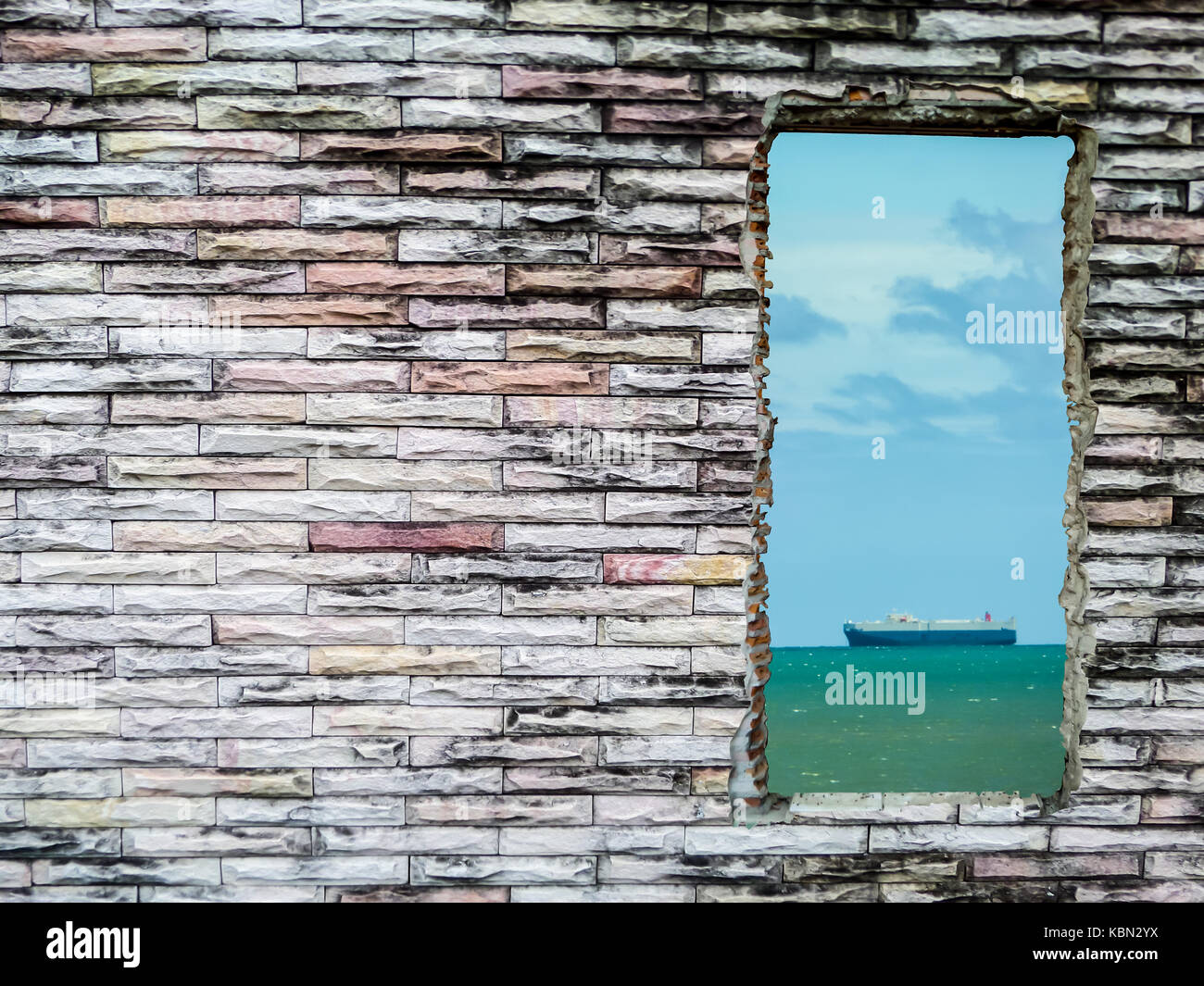 Brick sea walls hi-res stock photography and images - Alamy