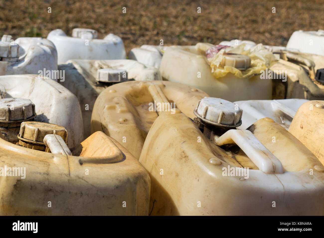 Other chemicals hi-res stock photography and images - Alamy