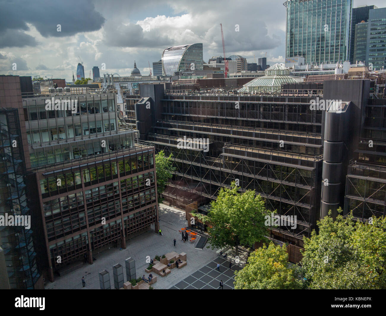 Broadgate circle london england hi-res stock photography and images - Alamy