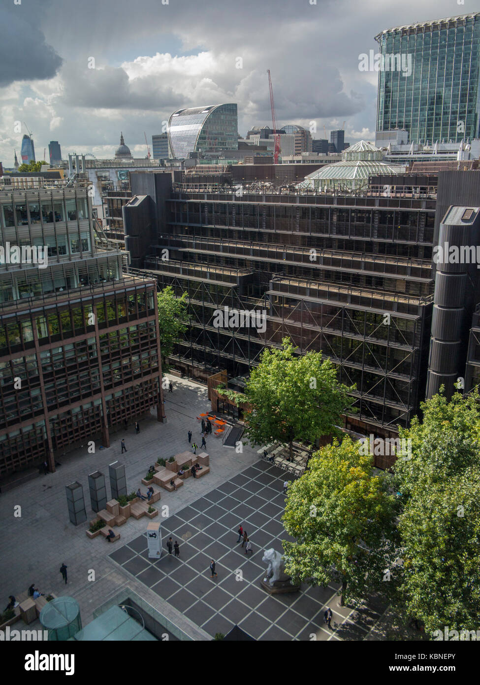Exchange square broadgate london hi-res stock photography and images ...