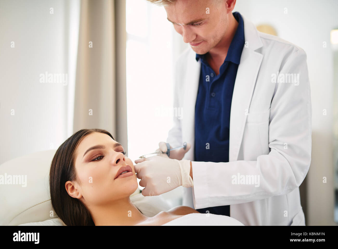 Needle in the cheek hi-res stock photography and images - Alamy