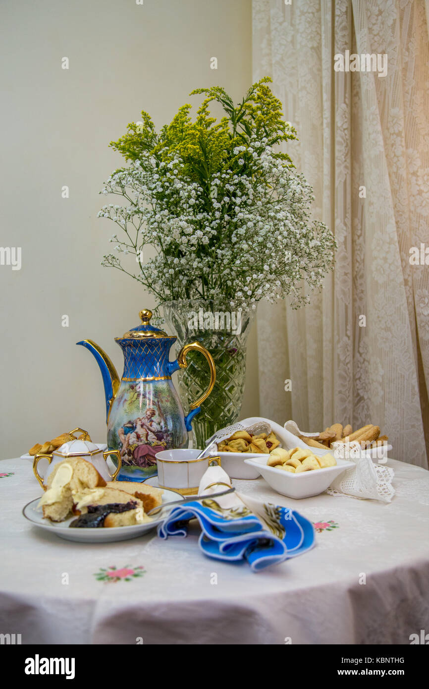 colonial breakfast brazil Stock Photo - Alamy