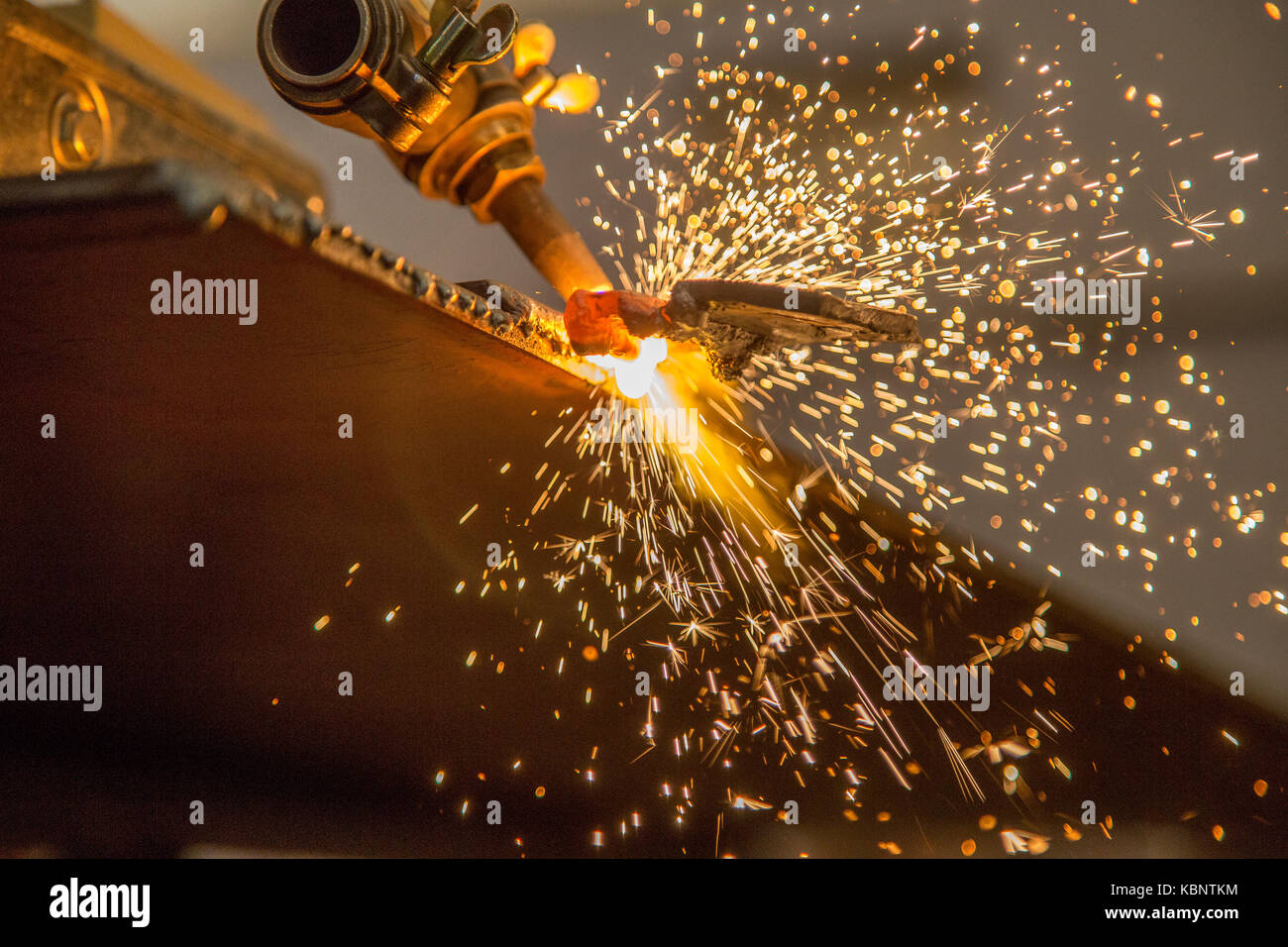 Spark machining hi-res stock photography and images - Alamy