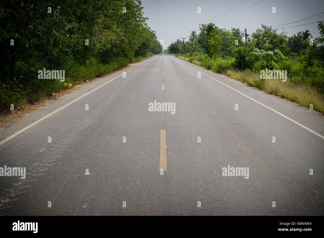 straight rural road Stock Photo - Alamy
