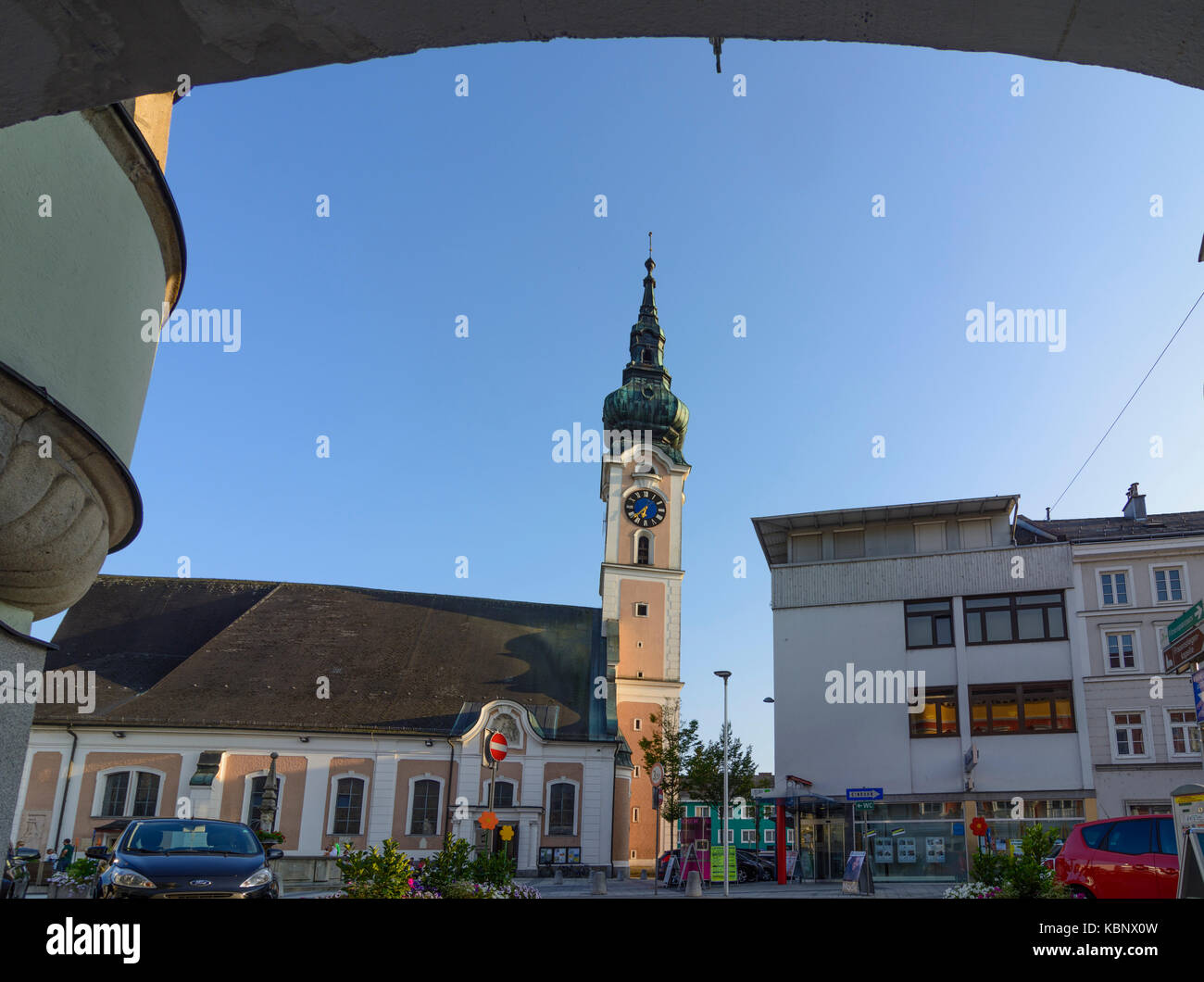 church, square Stadtplatz, Grieskirchen, Innviertel, Oberösterreich ...
