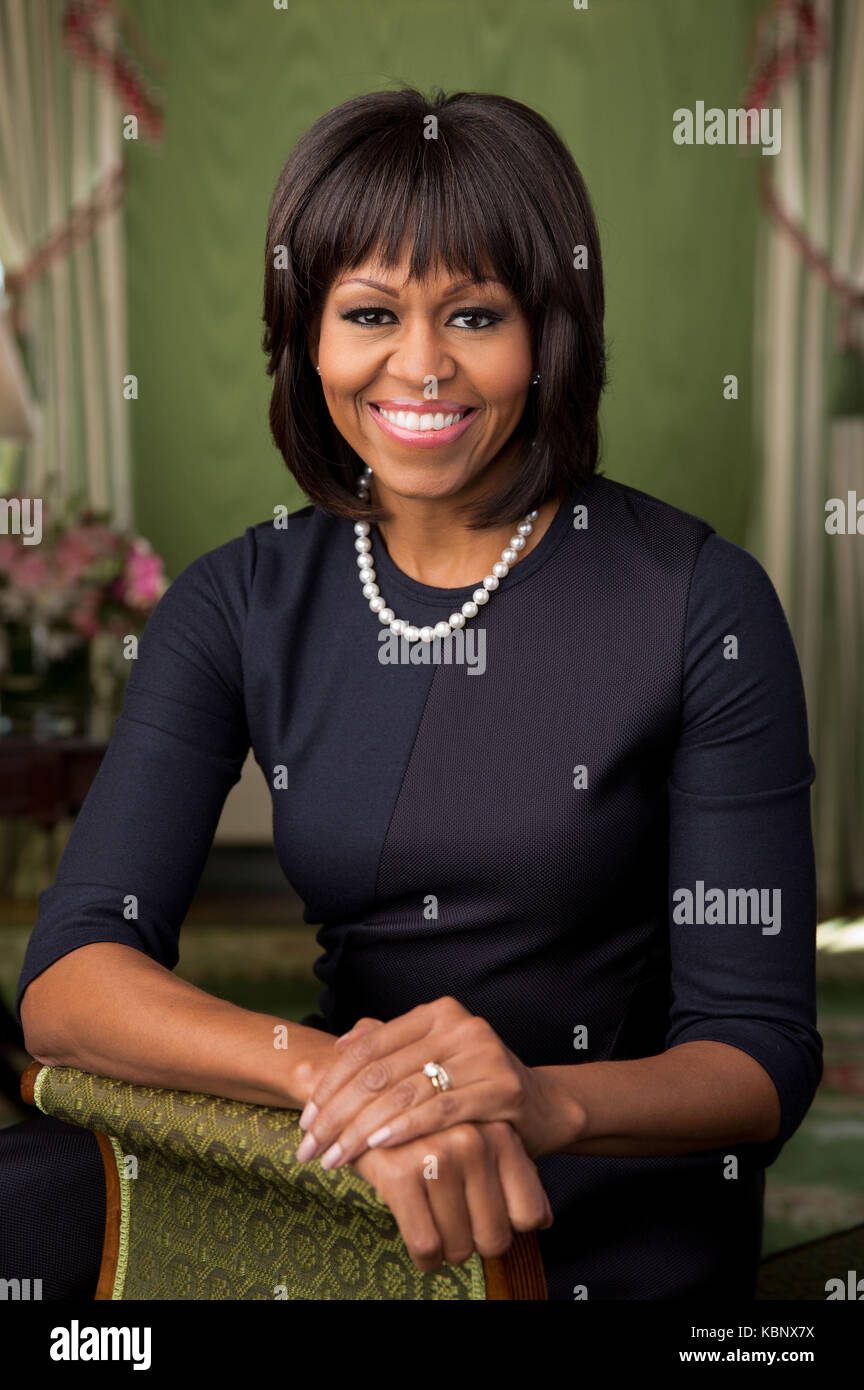 Michelle obama portrait hi-res stock photography and images - Alamy