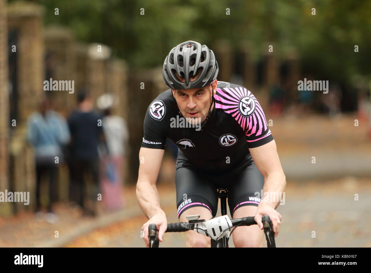 Cyclists Riding up Swains Lane in the Urban Hill Climb of 2017 Stock ...