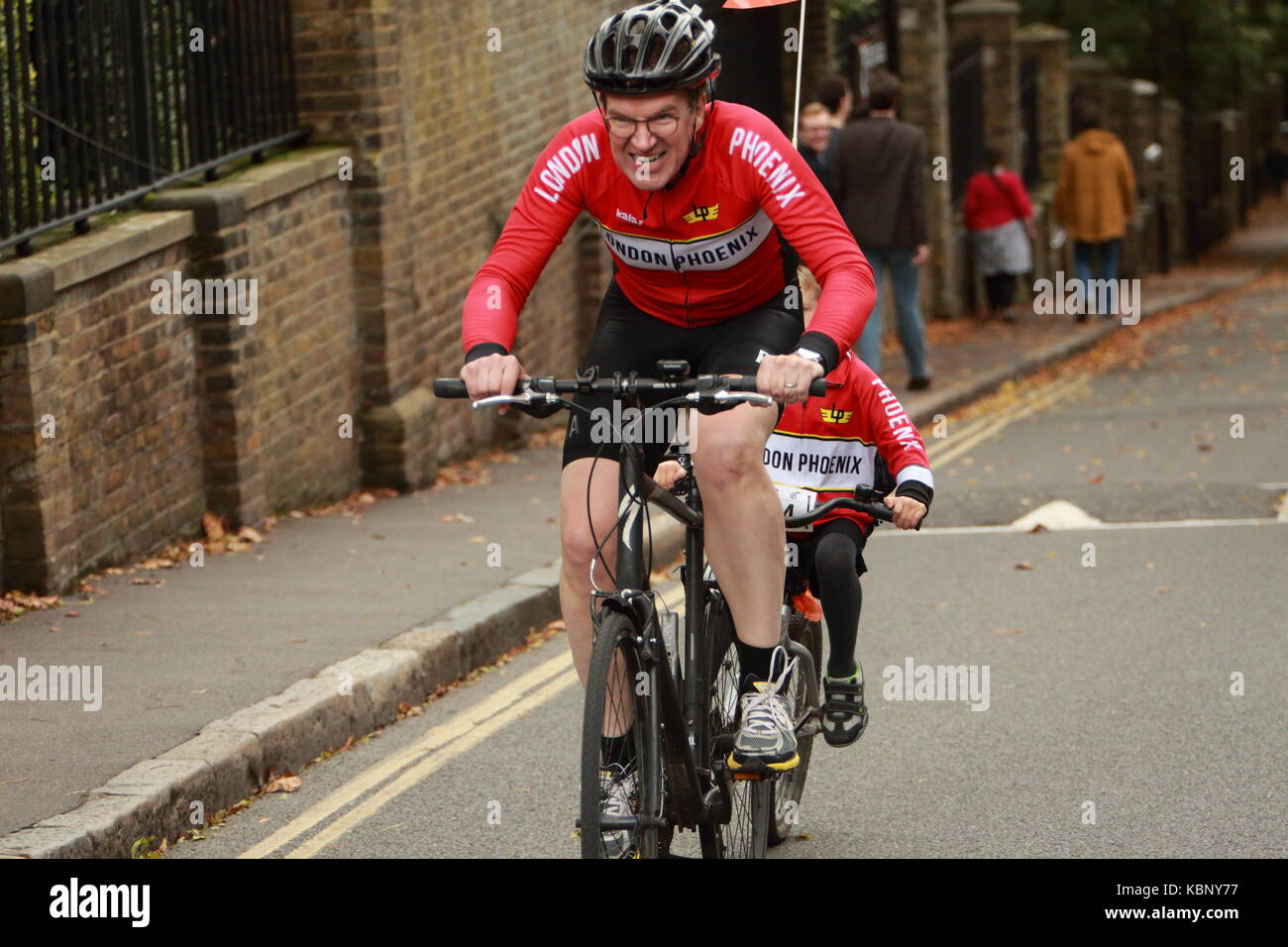 Cyclists Riding up Swains Lane in the Urban Hill Climb of 2017 Stock ...