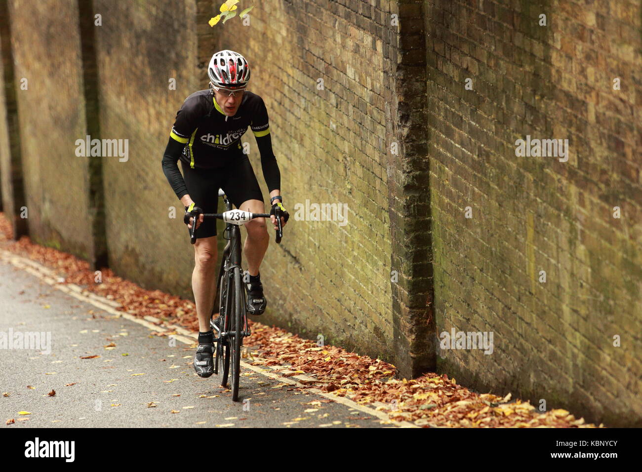 Rollapaluza urban hill climb hi-res stock photography and images - Alamy