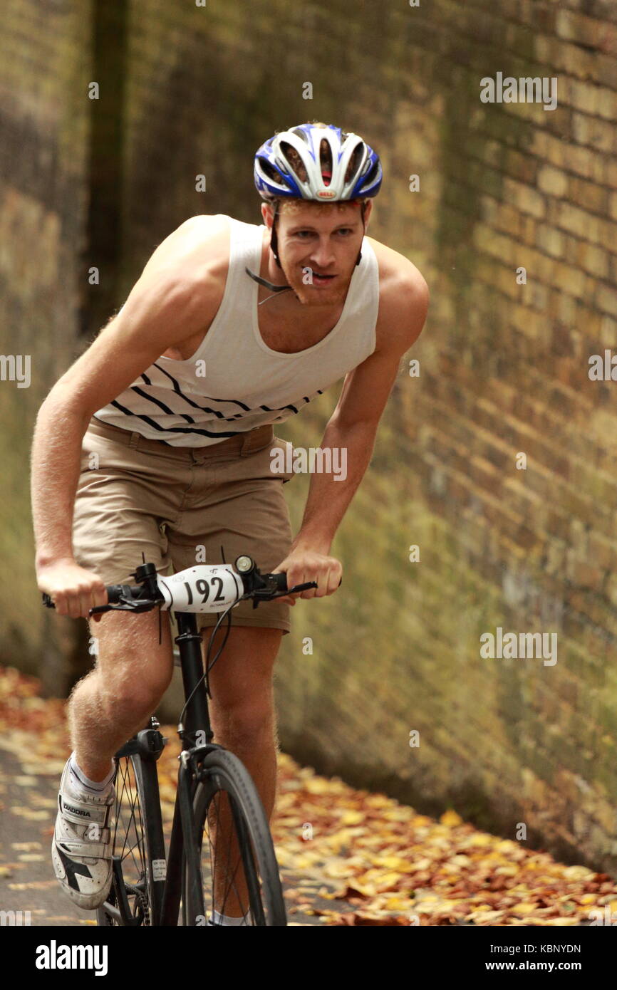 Cyclists Riding up Swains Lane in the Urban Hill Climb of 2017 Stock ...
