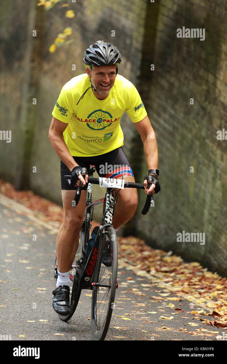 Cyclists Riding up Swains Lane in the Urban Hill Climb of 2017 Stock ...