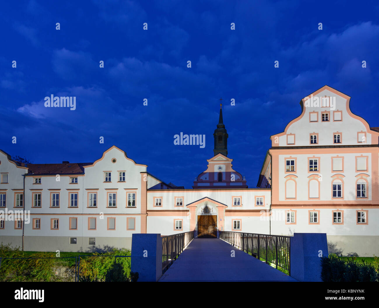 castle Schloss Neuhaus, Neuhaus am Inn, Niederbayern, Lower Bavaria ...
