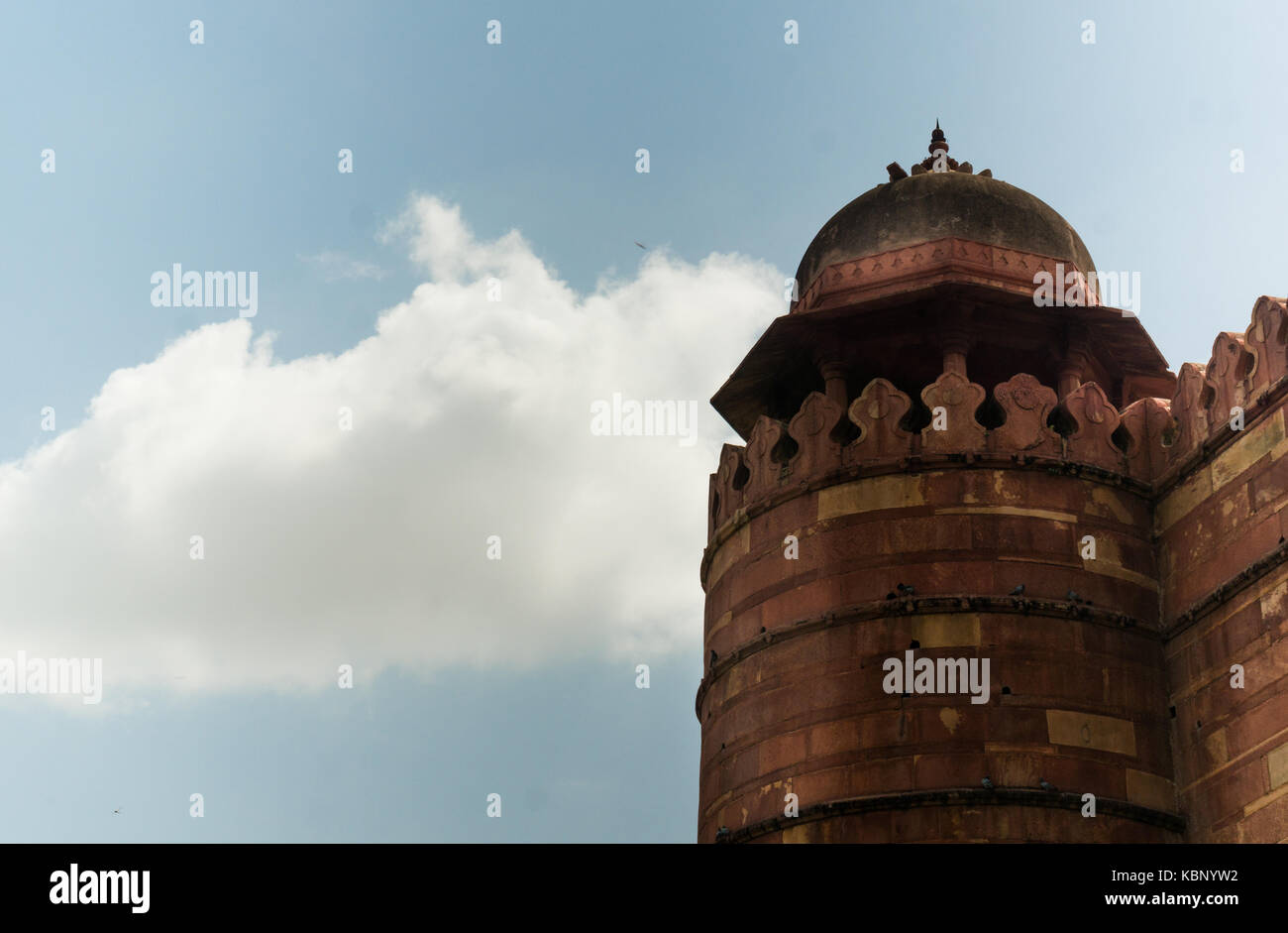 Chhatri mughal architecture hi-res stock photography and images - Alamy
