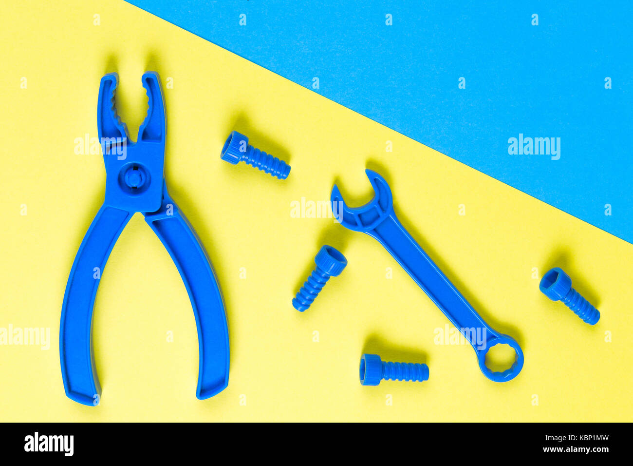 Yellow screw top hi-res stock photography and images - Alamy