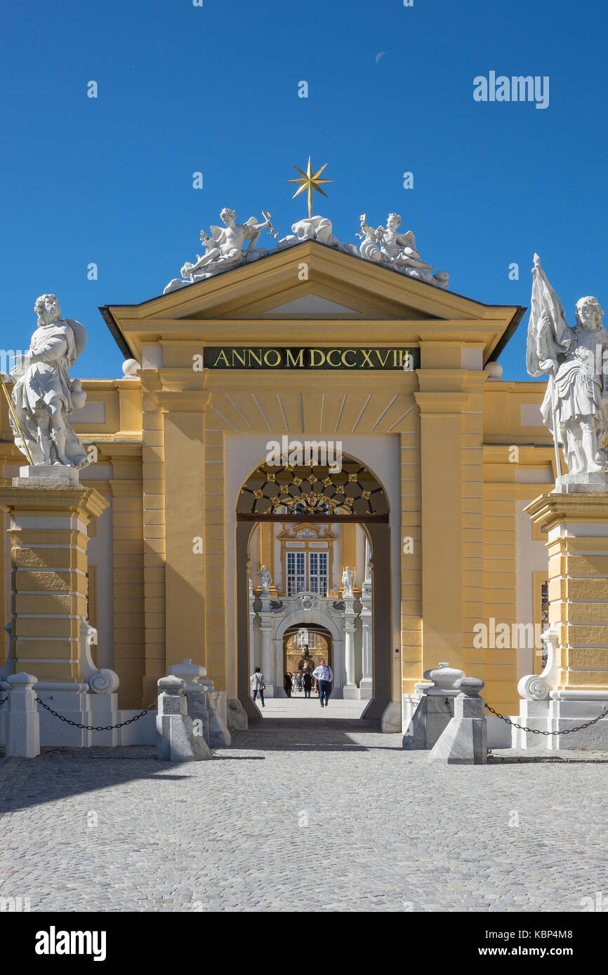 Gateway austria hi-res stock photography and images - Alamy
