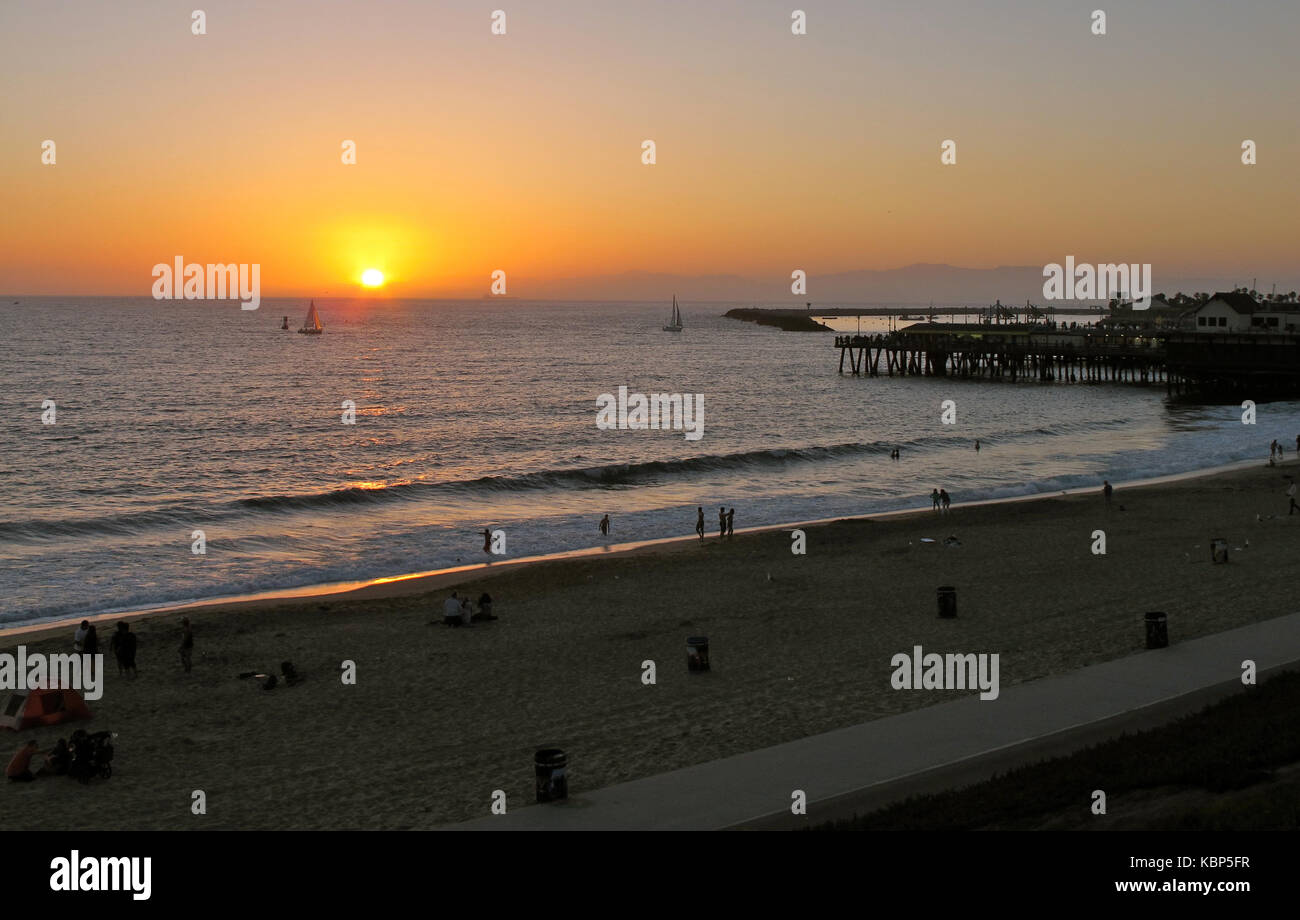 Sunset, Redondo Beach Pier, Los Angeles, California Stock Photo - Alamy