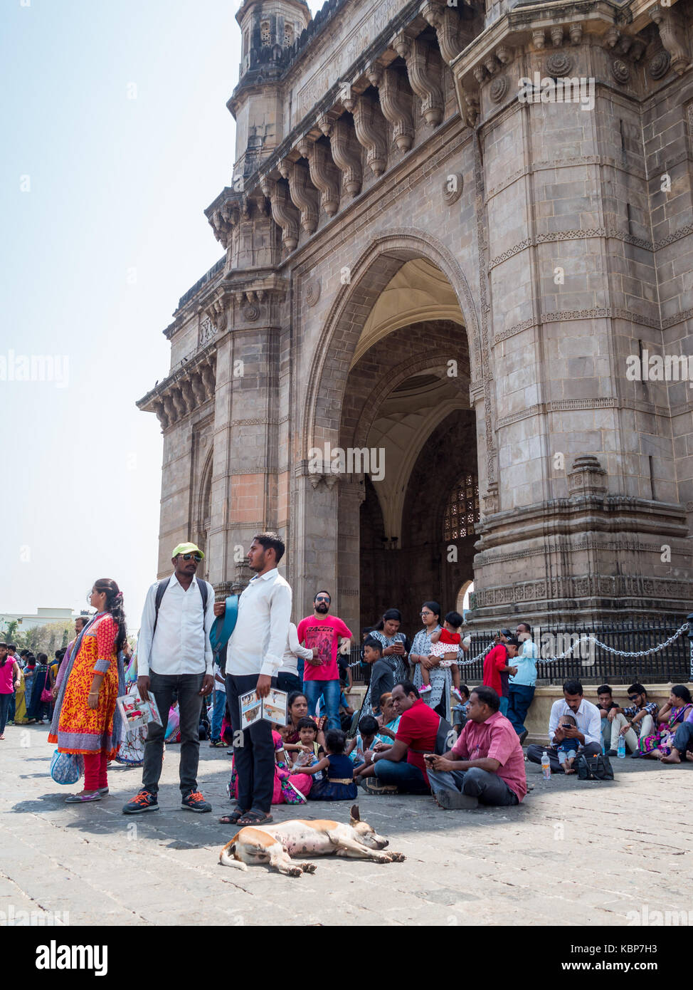 India people tourists sari hi-res stock photography and images - Alamy