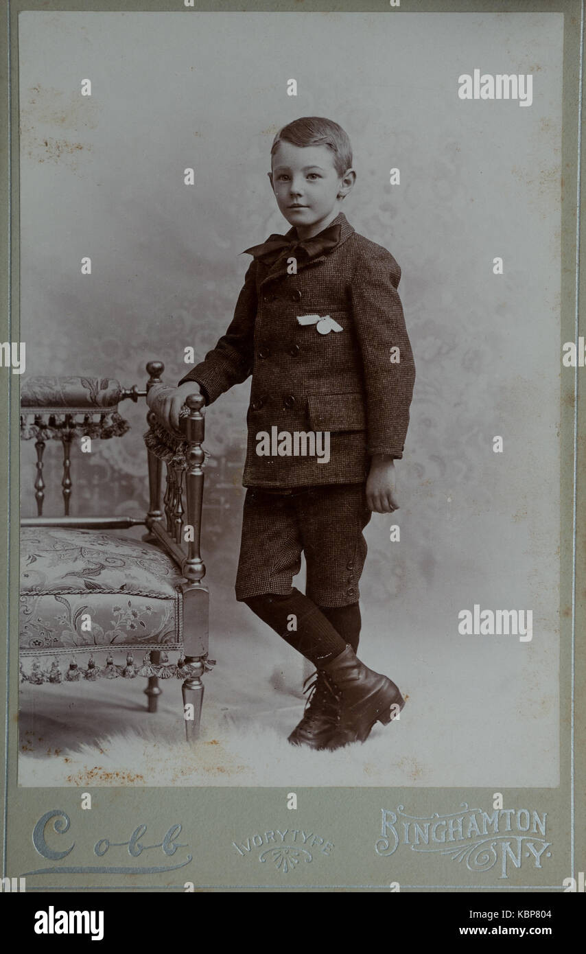 Unedited version of American Victorian archive monochrome studio ...