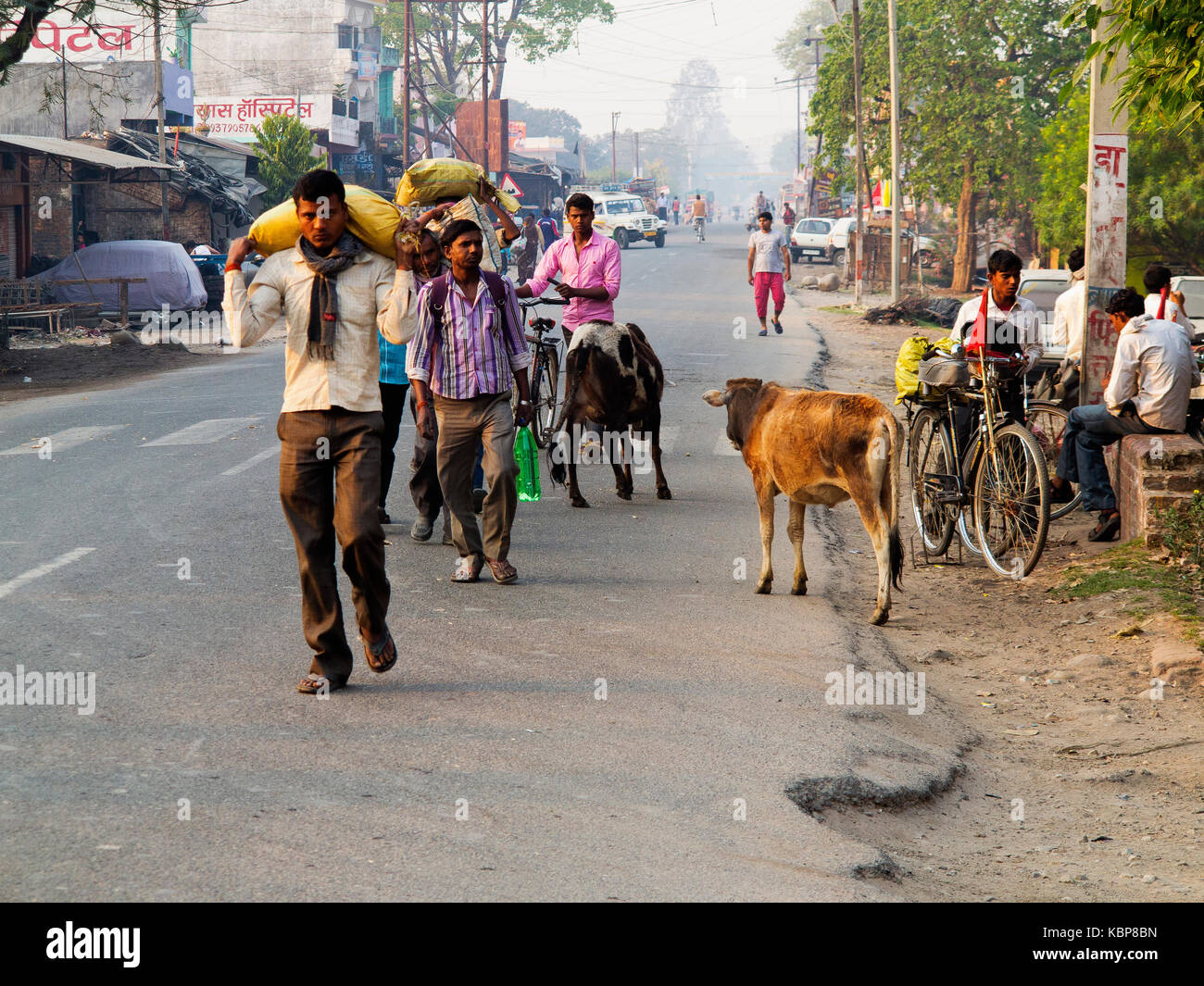 Authentic nepal hi-res stock photography and images - Alamy