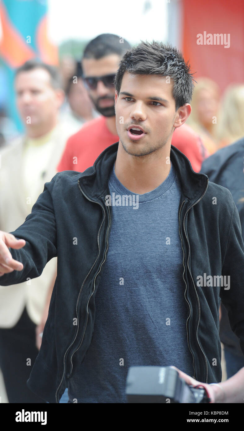 Miami football stadium hi-res stock photography and images - Alamy