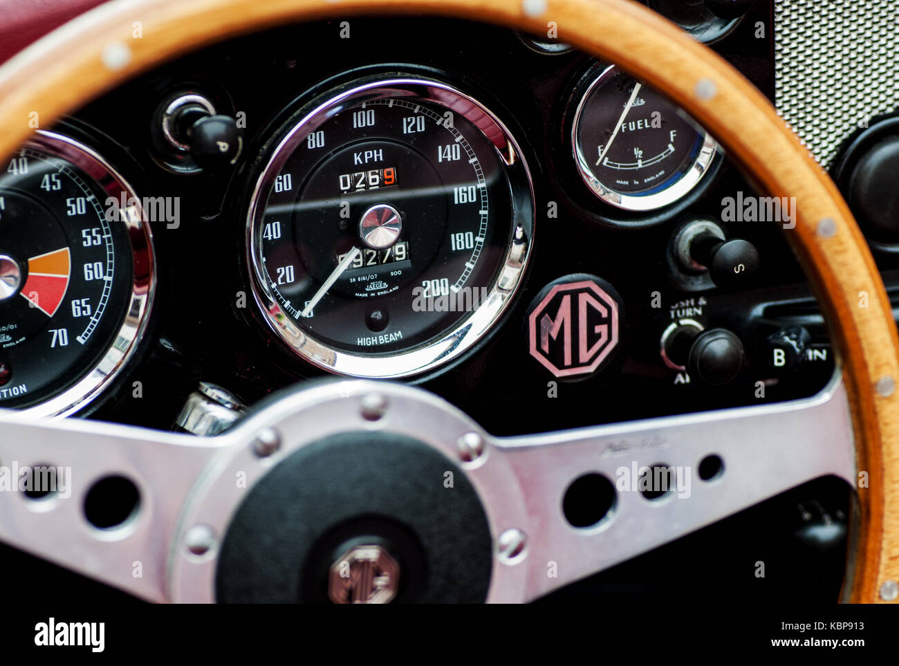 VINTAGE MG dashboard AND wheel Stock Photo - Alamy