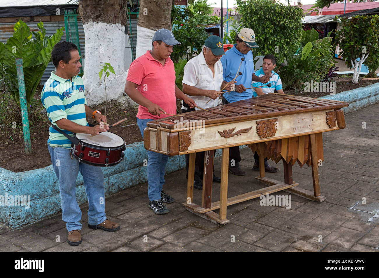 La Marimba De Guatemala