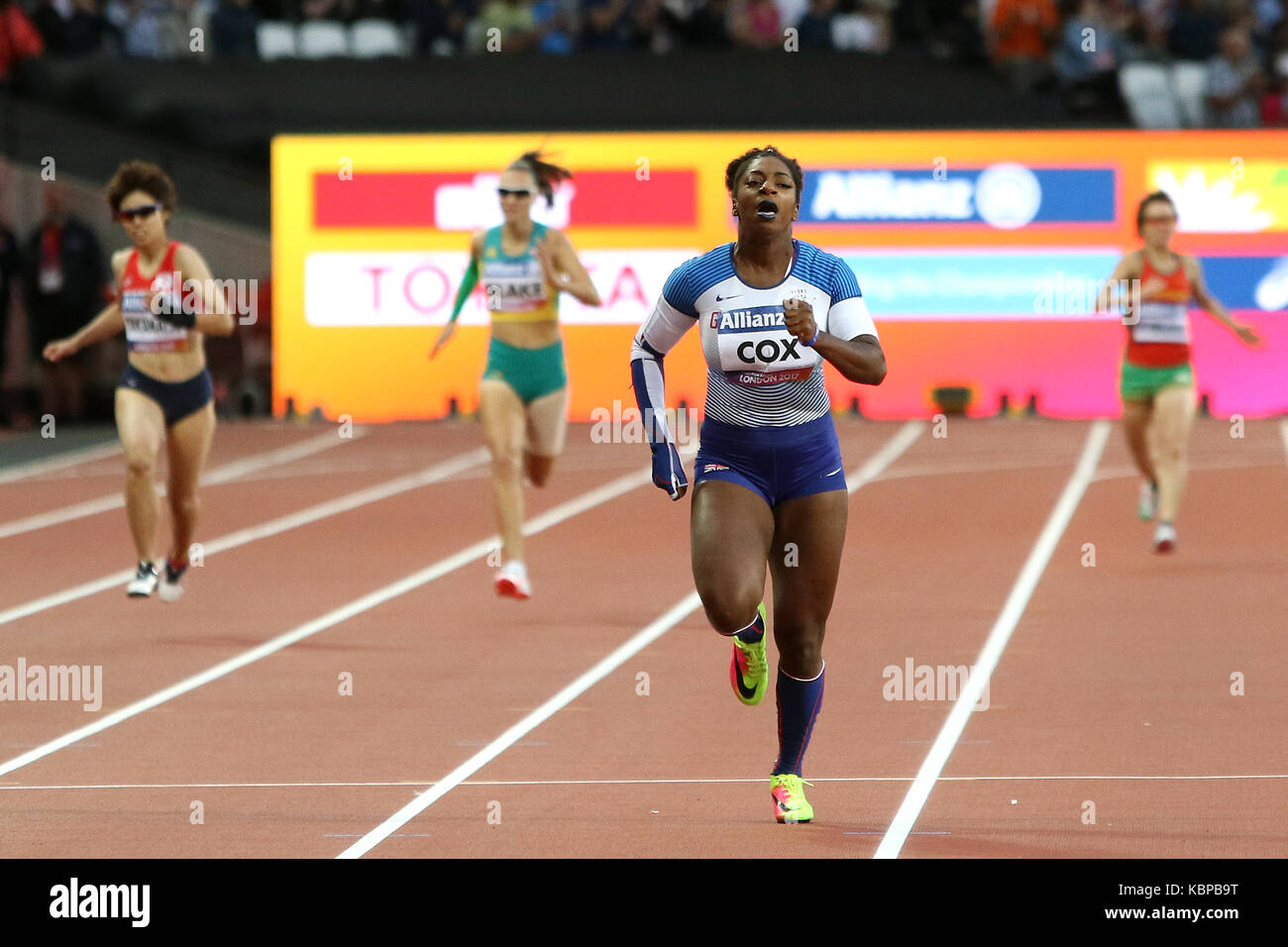 Kadeena COX of Great Britain wins gold in the Women's 400 m T38 Final ...