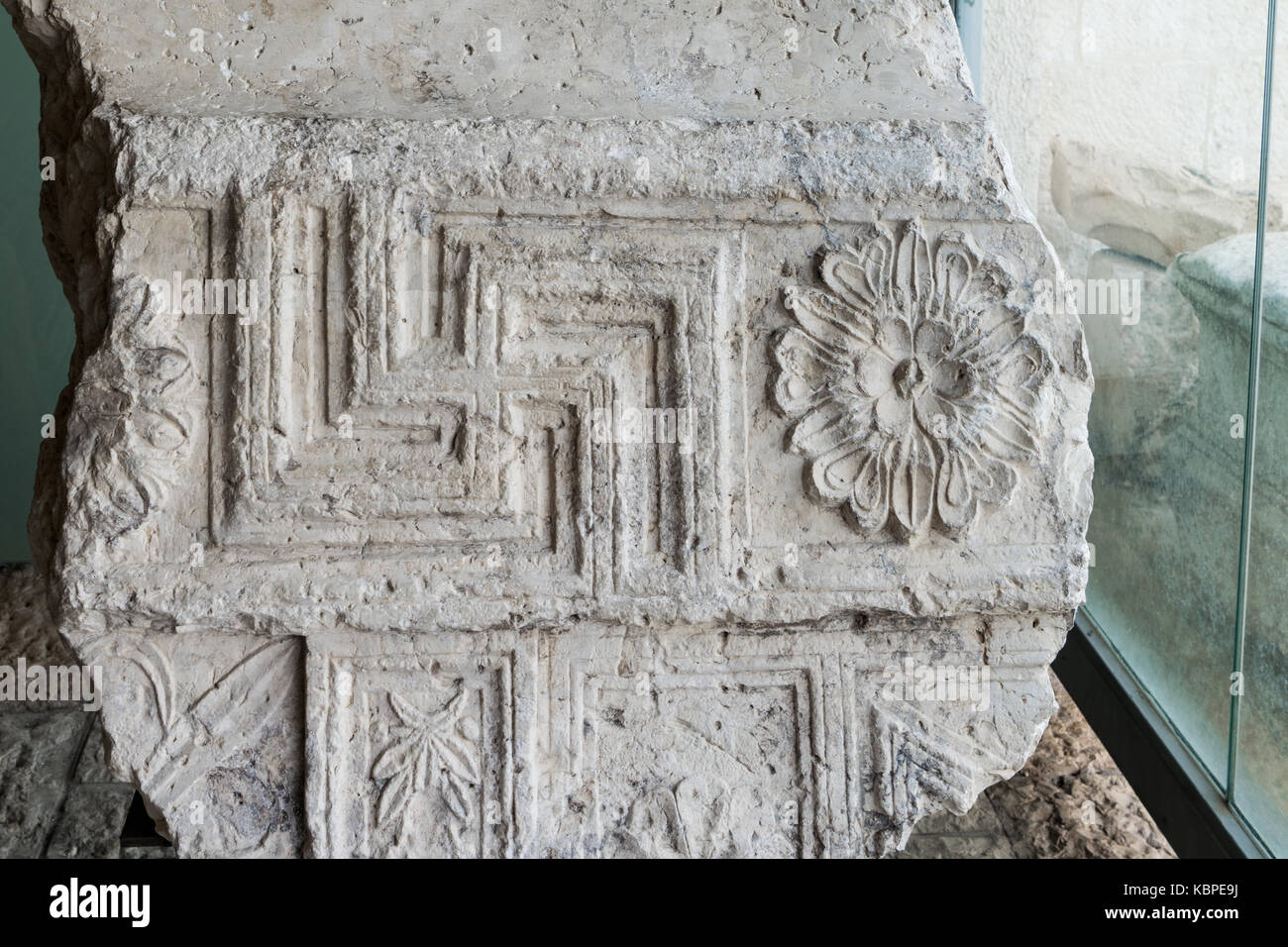 Swastika stone hi-res stock photography and images - Alamy