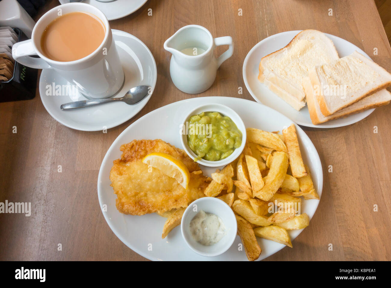 Small Fish And Chips High Resolution Stock Photography and Images - Alamy
