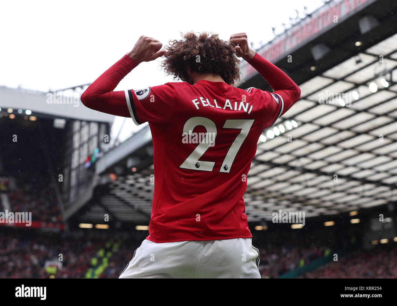 Manchester United's Marouane Fellaini celebrates scoring his side's ...