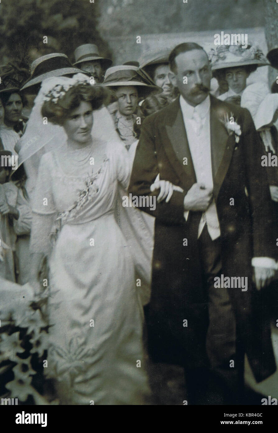 2nd Lord Monk Bretton and Ruth Brand, wedding day photo, Firle, East ...