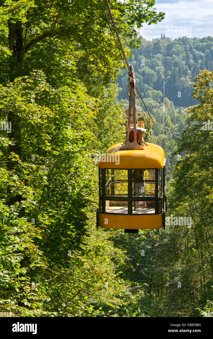 Aerial ropeway cabin hi-res stock photography and images - Alamy